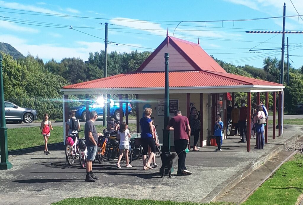 Transmission Gully brings record numbers to Tramway – Levin News